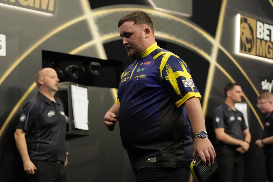 Grote vrees voor behandeling topdarter Luke Littler in Nederland: 'Hij ...