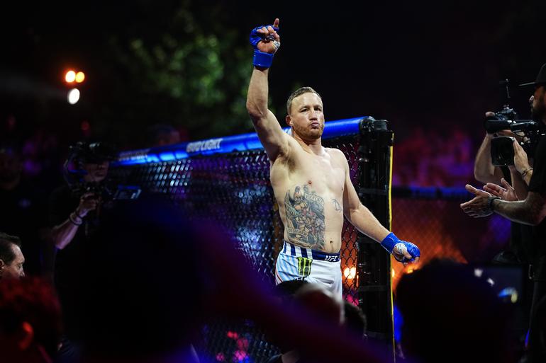 UFC deelt gigantische bedragen aan bonussen uit: grote verrassing pakt ...
