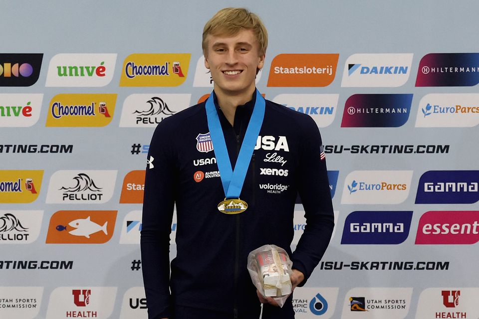 Schaatslegende ziet in Jordan Stolz nieuwe versie van zichzelf: 'Dit is ...