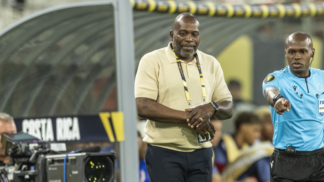 Stanley Menzo de rust zelve op vooravond van grote droom Suriname ...