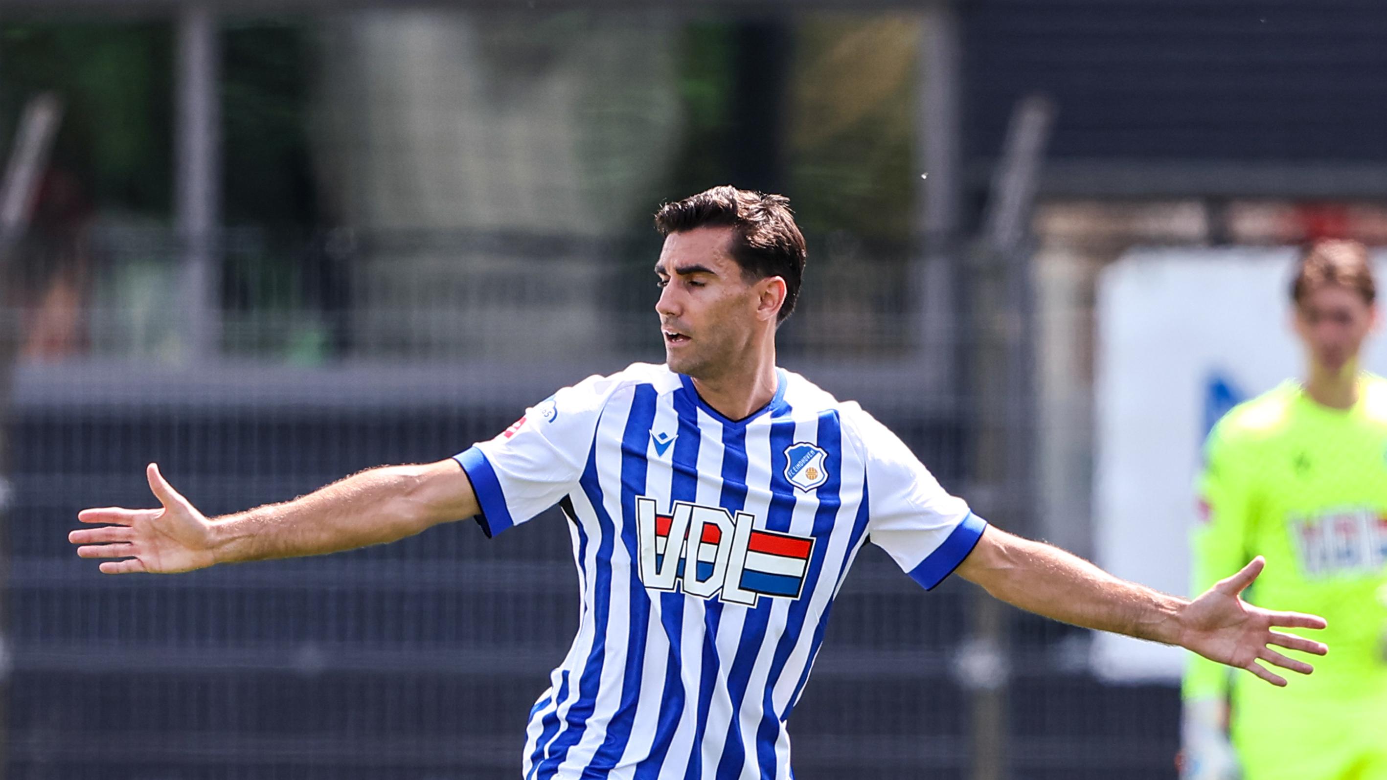 Nieuwe speler van FC Eindhoven beweert zoon van legendarische Oranje ...