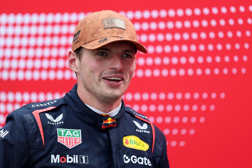 'Gelukkige' Max Verstappen pakt ondanks fout Red Bull Racing pole ...