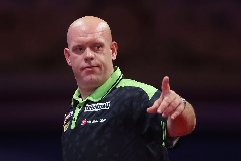 Michael van Gerwen zet zegereeks voort, Raymond van Barneveld schittert ...