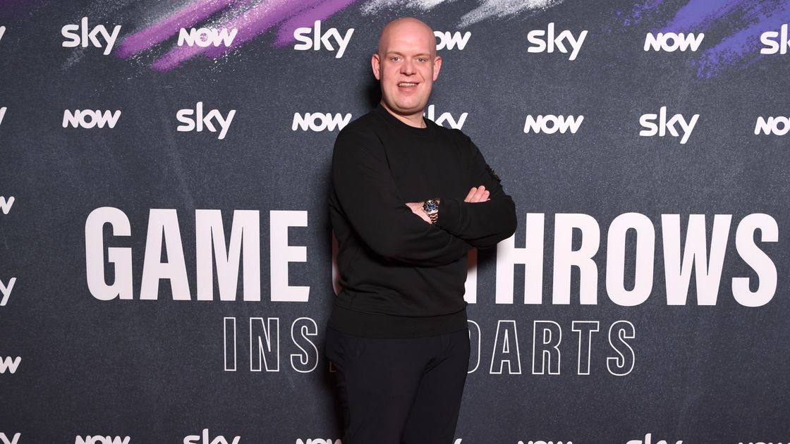 Michael van Gerwen leeft mee met PSV-speler Guus Til: 'Wat ben ik toch ...