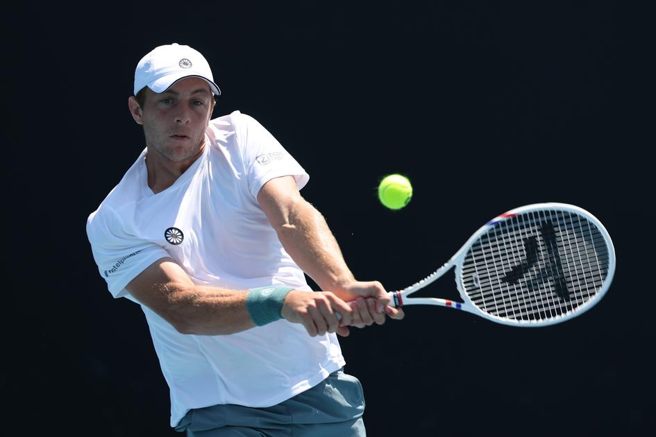 Toptennisser Tallon Griekspoor neemt met Botic van de Zandschulp wraak ...