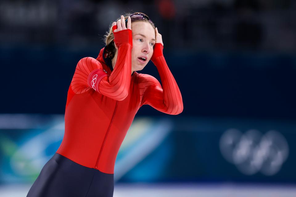 Noorse schaatskampioene (26) met spoed opgenomen in het ziekenhuis ...