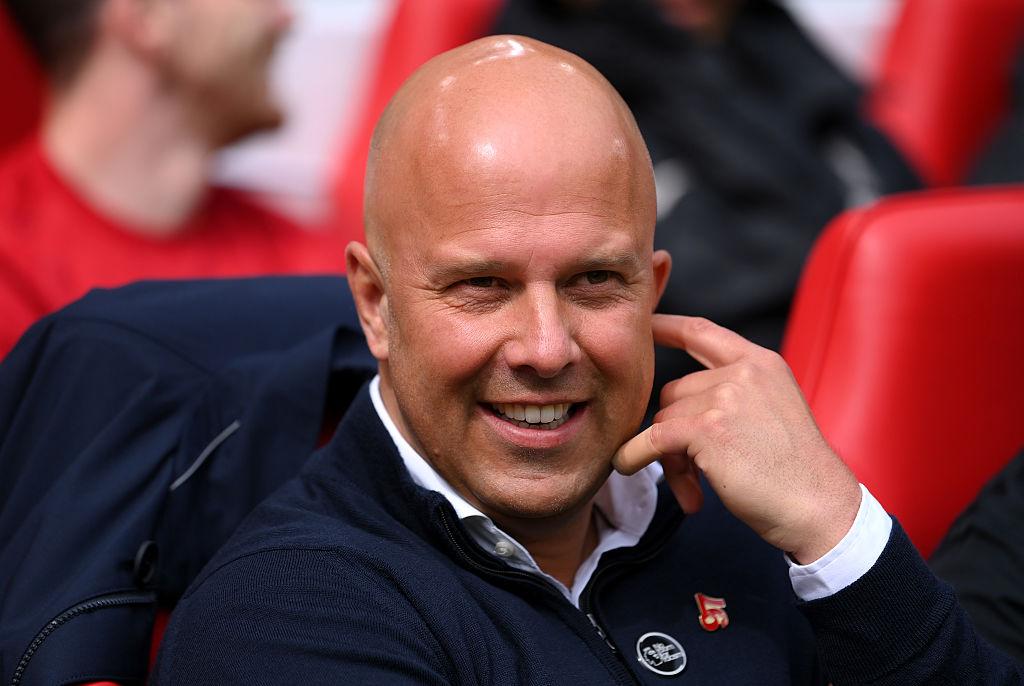Liverpool-trainer Arne Slot enorm geraakt door 'indrukwekkend moment ...
