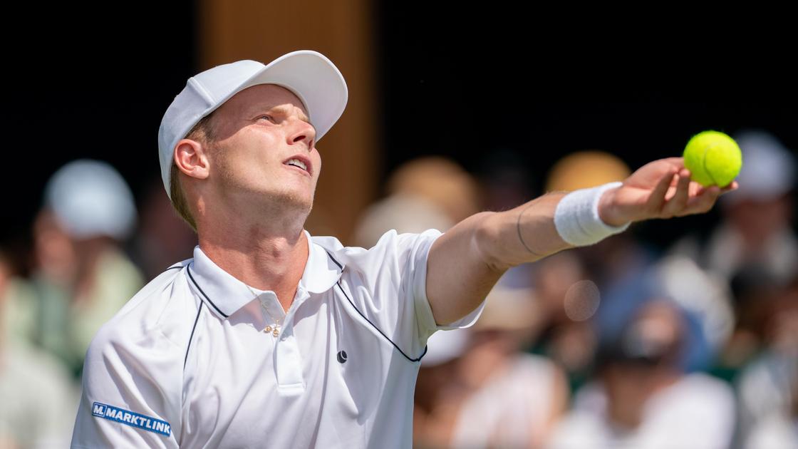 Toptennisser Jesper de Jong laat verloren finale achter zich met ...