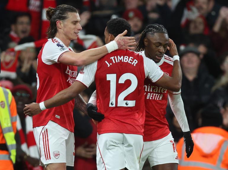 Jurriën Timber schittert met Arsenal in de Premier League: 'Gunners ...