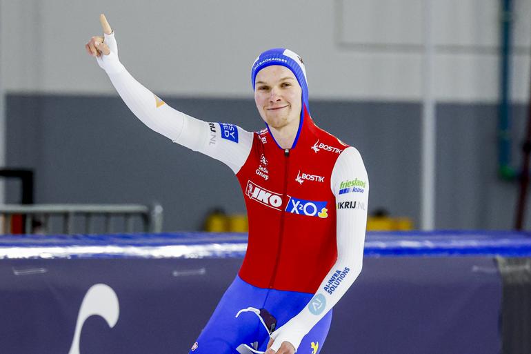 Stijn van de Bunt herkende Nederlandse schaatslegende niet: 'Nu val ik ...