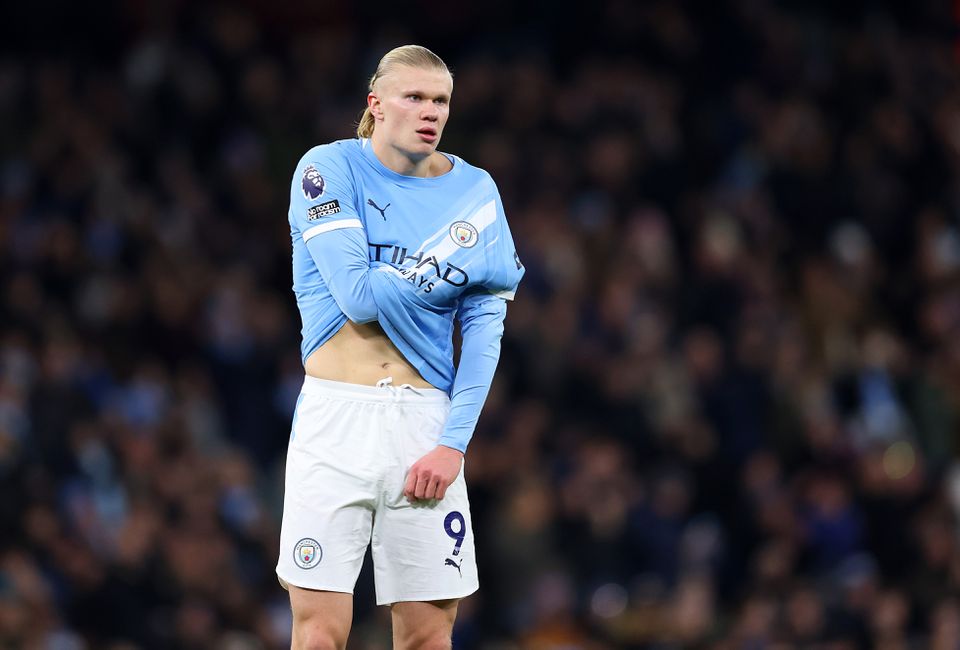 Topspits Erling Haaland voorkomt 'kerststraf' van strenge Pep Guardiola ...