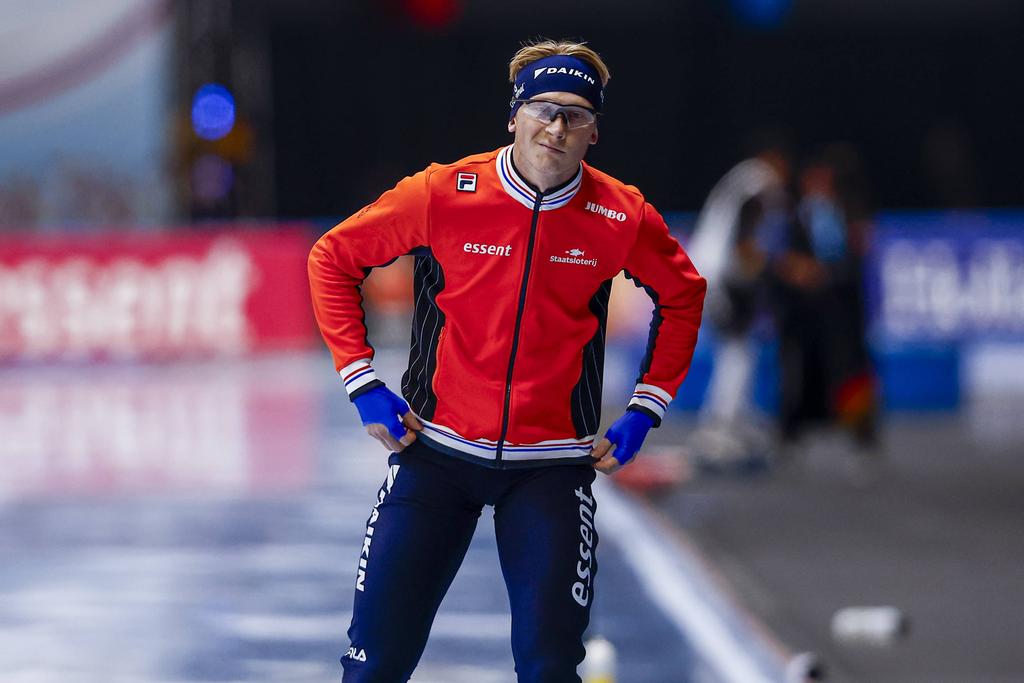 Nederlandse schaatskampioen Merijn Scheperkamp (25) neemt na ...