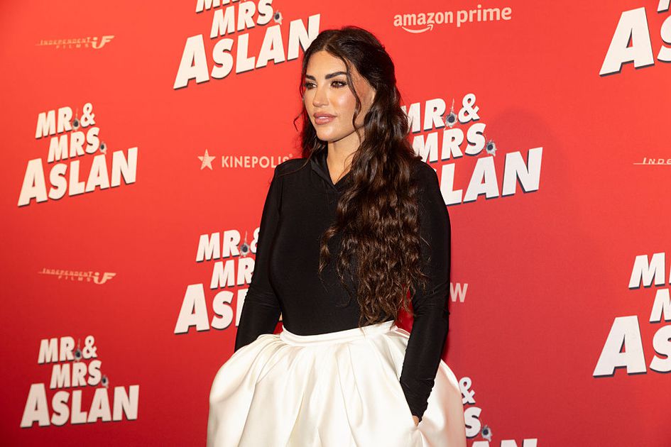 Forse tegenvaller voor Yolanthe Cabau (ex Wesley Sneijder): 'Dat loopt aardig in de papieren ...