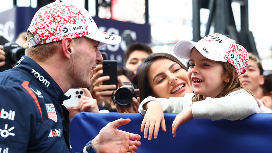 Kelly Piquet, vriendin van Max Verstappen, reageert op memorabele dag: 'Mijn hart explodeert ...