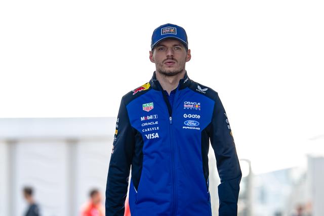 WK-stand Formule 1: Max Verstappen op achterstand, Lewis Hamilton jaagt ...