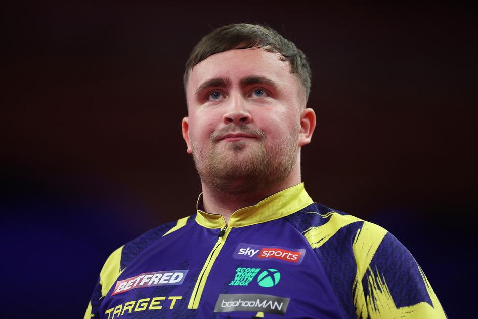 Topdarter Luke Littler waarschuwt fans na medisch spoedgeval: 'Ik ben ...