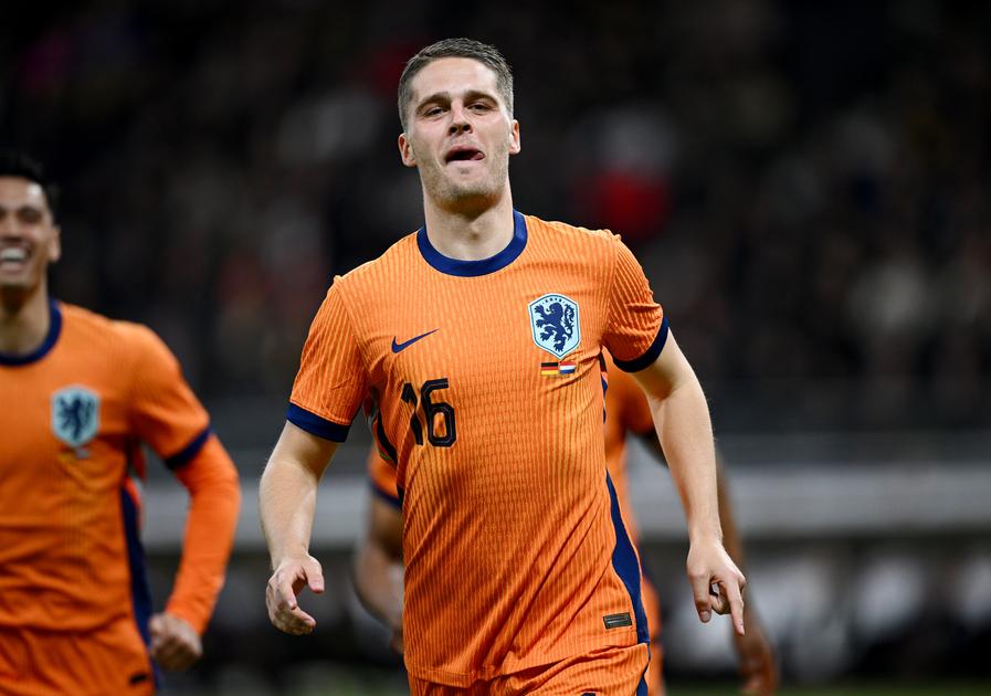 Joey Veerman krijgt persoonlijk EK-lied van slechts 30 seconden van ...