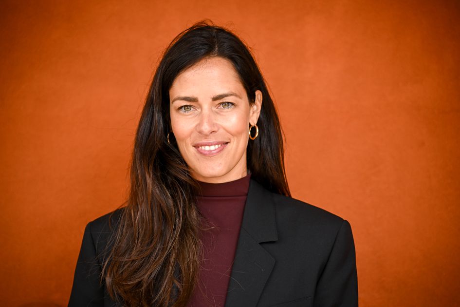 Ex-toptennisster gaat met bulldozer door Instagram na veelbesproken ...