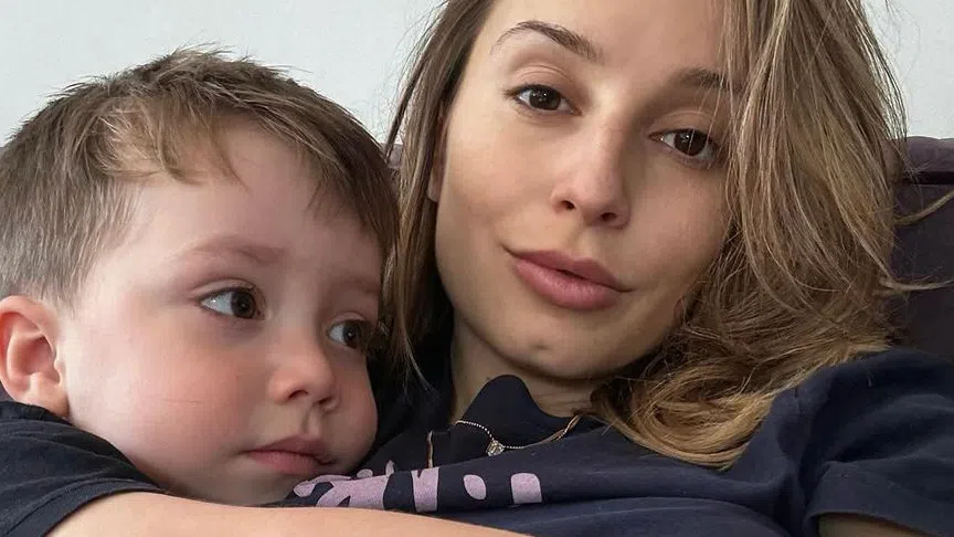 Антоанет Пепе съобщи Ето кога очаква да се роди бебето Звезди Womanbg
